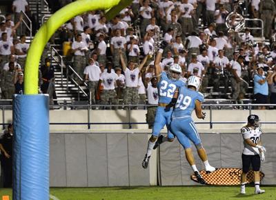 Bucs battle but come up short | Sports | postandcourier.com