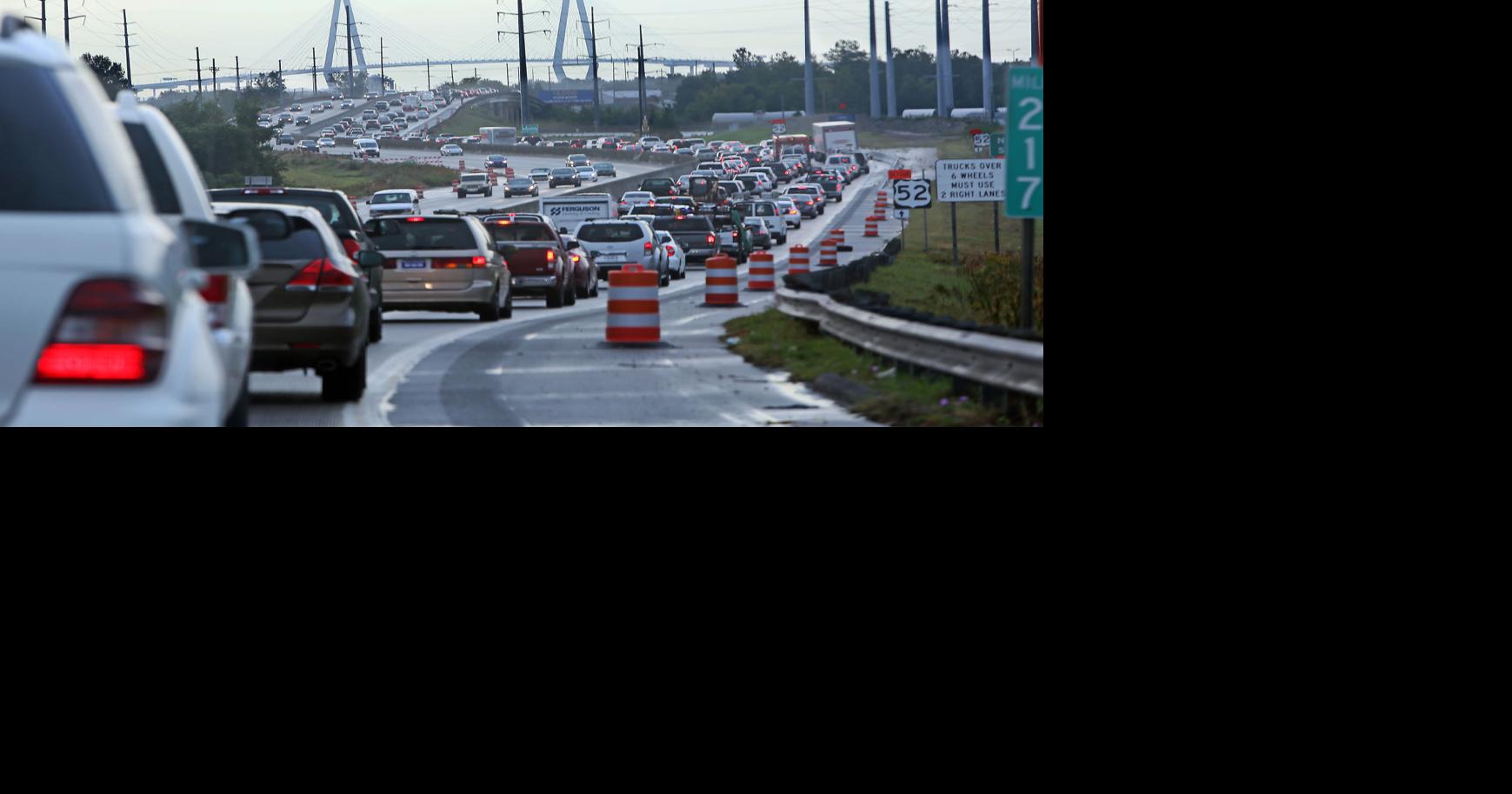 Charleston's shuttle service for downtown workers moving ahead