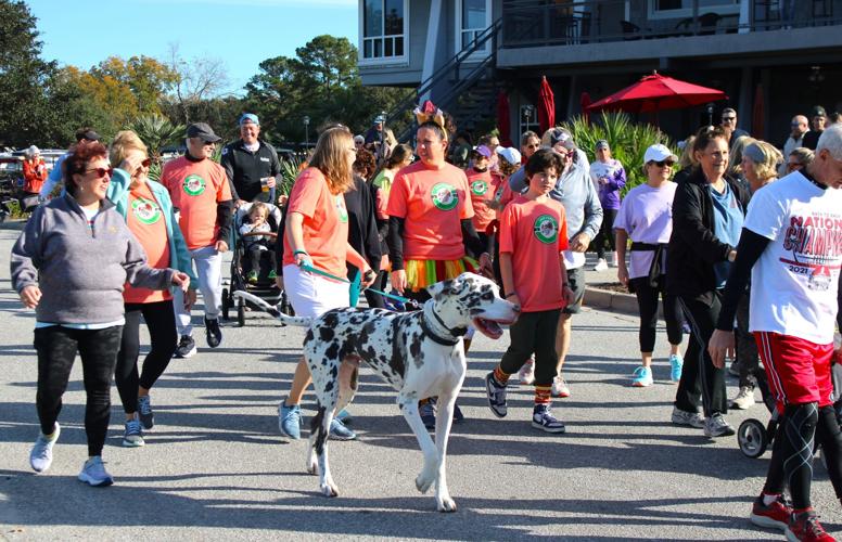 Too hot to trot: Snee Farms hosts its 7th Annual Turkey Trot