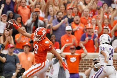 Clemson's Bringinstool becomes the man at TE for Tigers