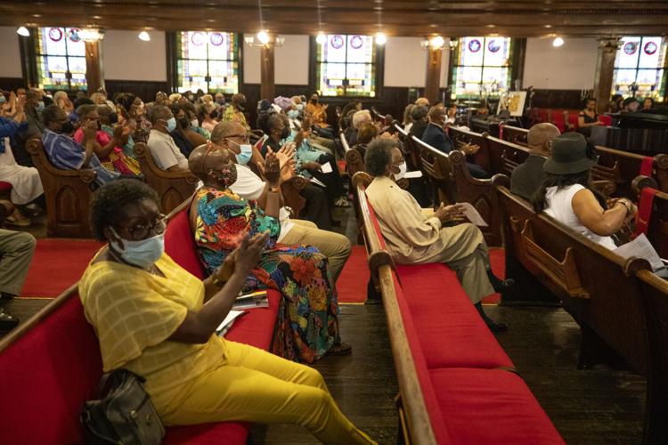 Photos: Denmark Vesey Memorial Concert at Emanuel AME Church | Photos ...
