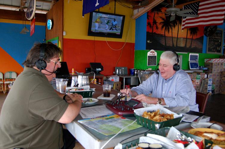 Veteran Charleston sports broadcaster Ted Byrne dies in car accident