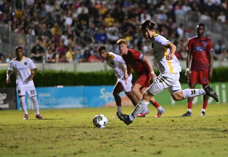 Jennings’ two goals help Battery secure playoff berth