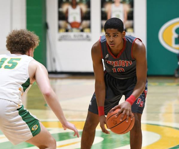 Fort Dorchester has talent to defend region basketball title