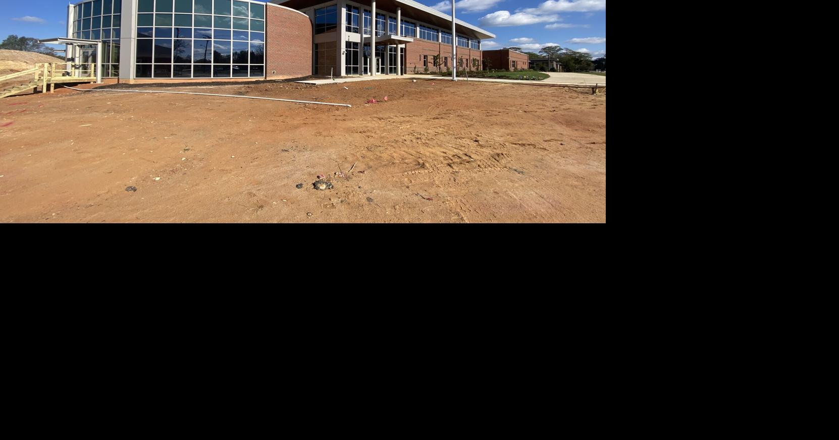 Downtown Simpsonville gets new look with city hall and park