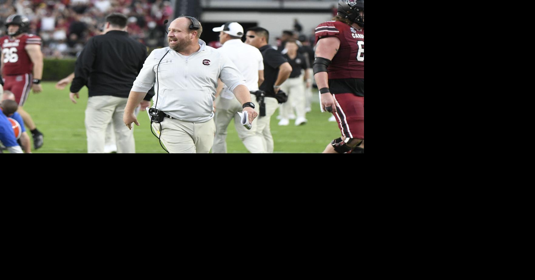 Gamecocks' Beamer continues to tinker with staff