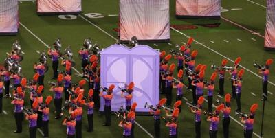 Wando marches into victory