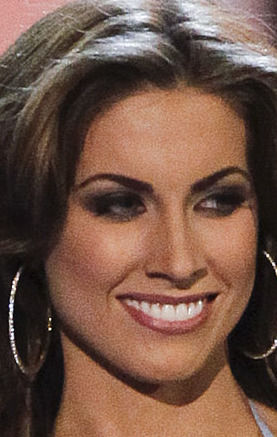 Quarterback s girlfriend in spotlight after game | Sports ...