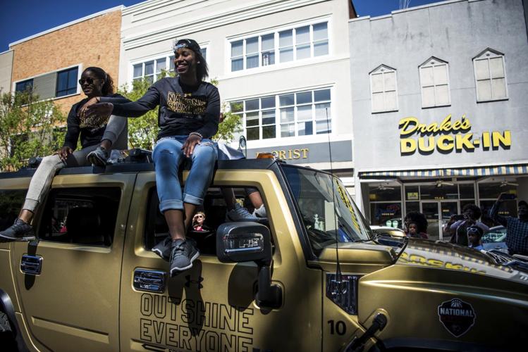 Parade celebrates South Carolina women's basketball | Photos from The ...