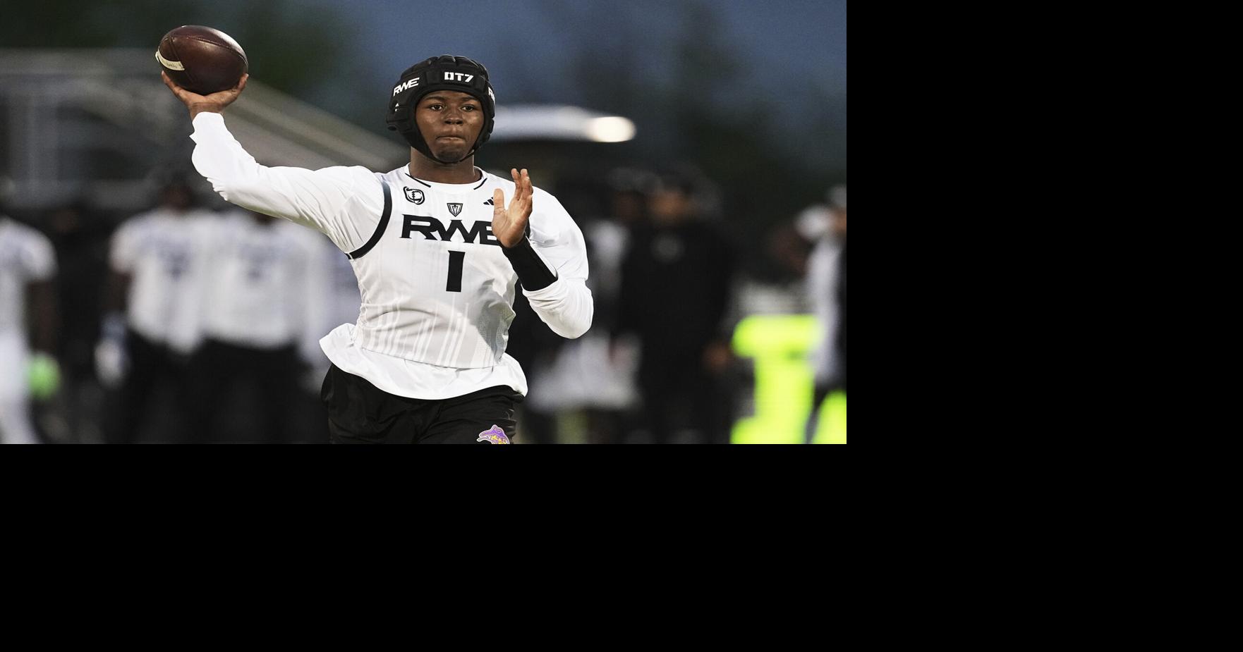 Gamecocks now 'front-runner' to land touted quarterback