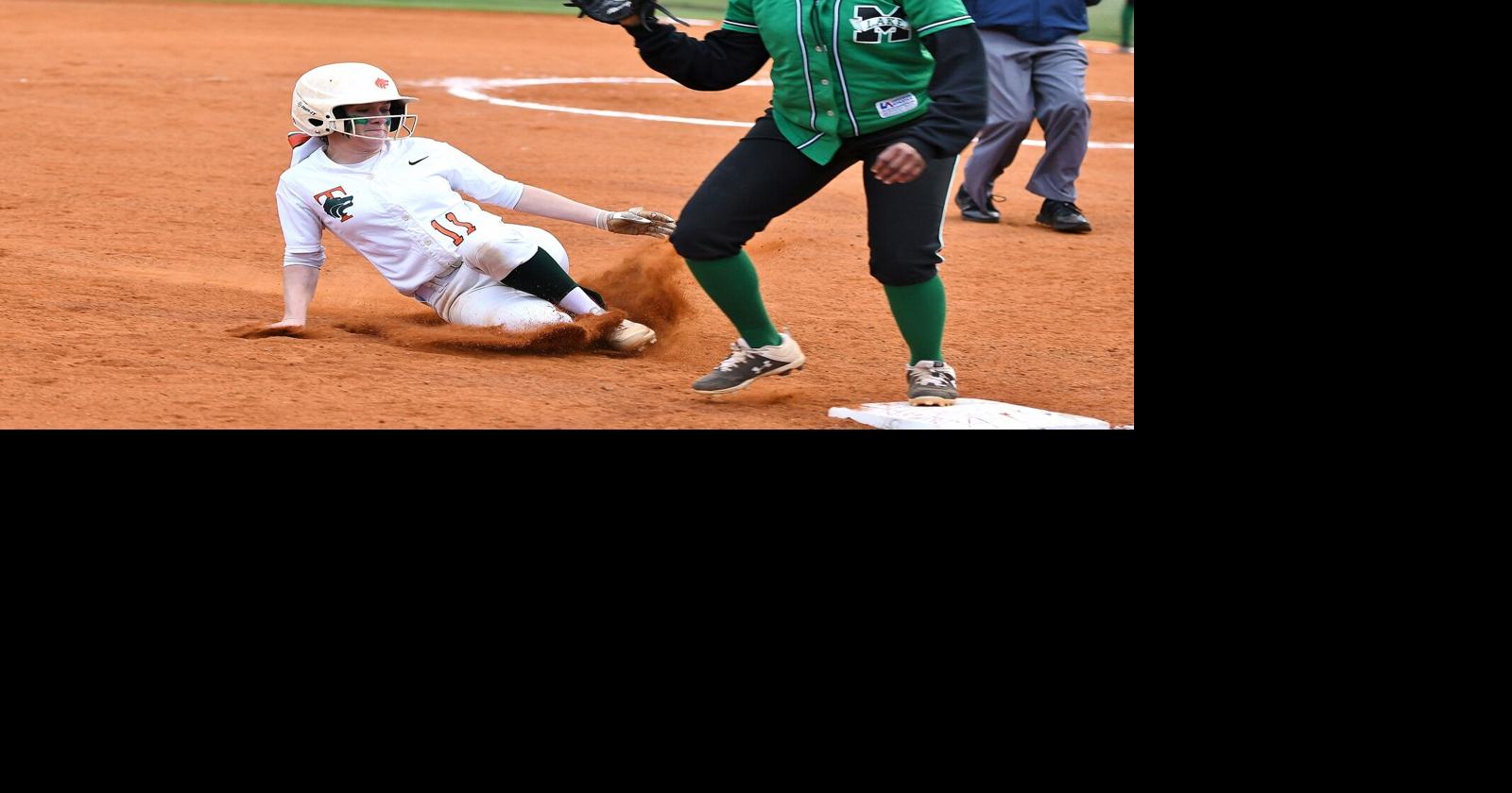 Timberland softball players sign on dotted line | Prep Sports ...