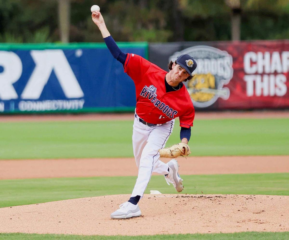 Kannapolis Cannon Ballers slip by Charleston RiverDogs 2-1