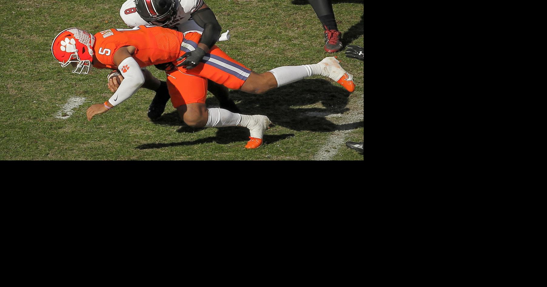 Gamecocks recruiting and Peyton Lewis, Clemson and Braylon Staley