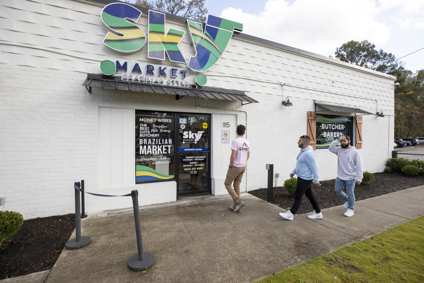 SC Brazilian community gathers at Sky Market in Goose Creek