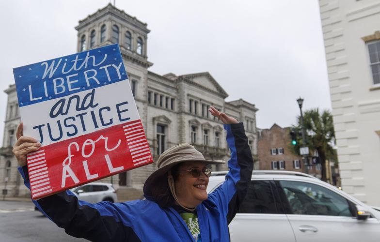 Protest organizers skirt Charleston's First Amendment permit