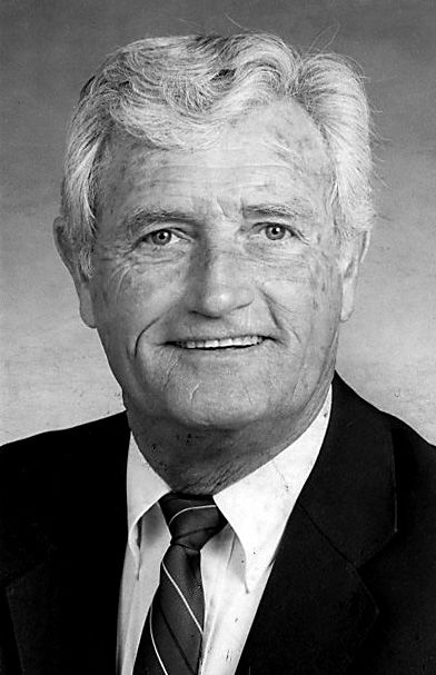 Former Folly Beach mayor Bob Linville has passed away