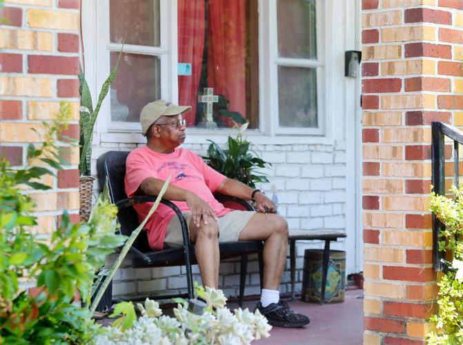 North Charleston neighborhood hopes for revitalization without displacement