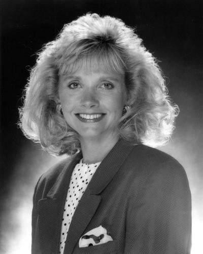 Former Charleston news anchorwoman Dee Crosby dies