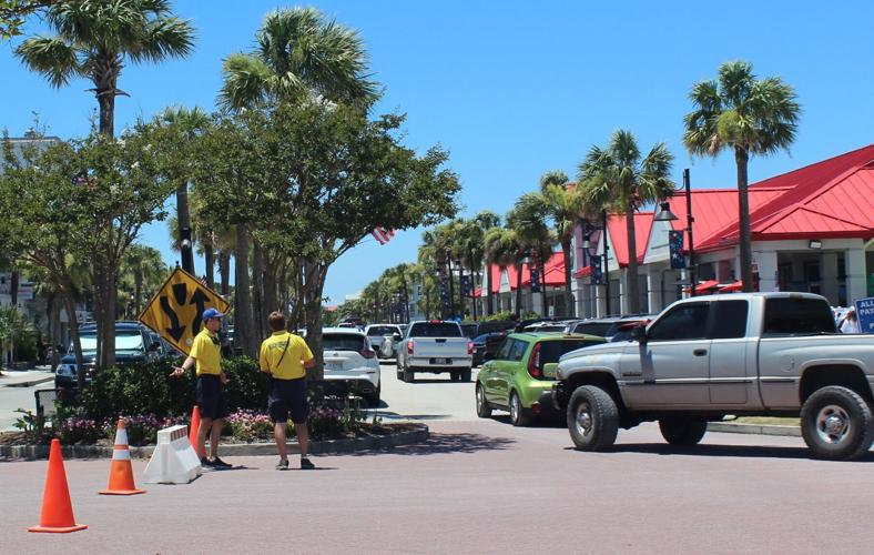 Prepare for busy beach parking, traffic this Fourth of July