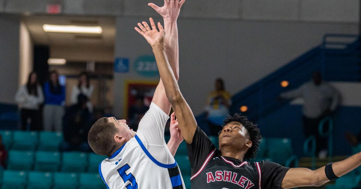 Cobras crushed by late Ashley Ridge bucket