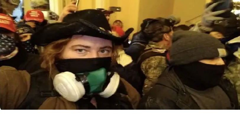 First South Carolinian charged in Capitol riot, allegedly took selfie ...