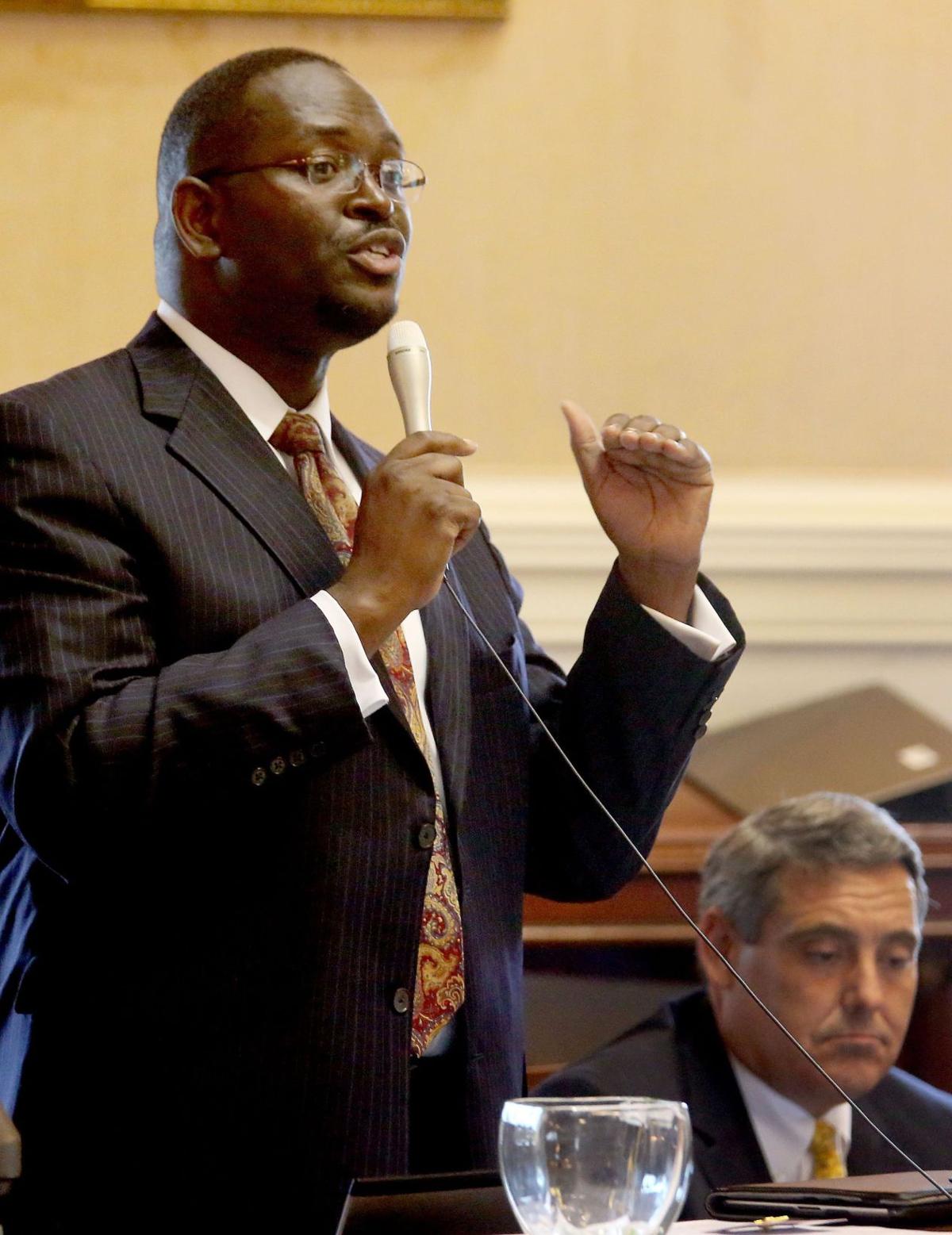 Clementa Pinckney, state senator, pastor, dead in shooting | Archives ...