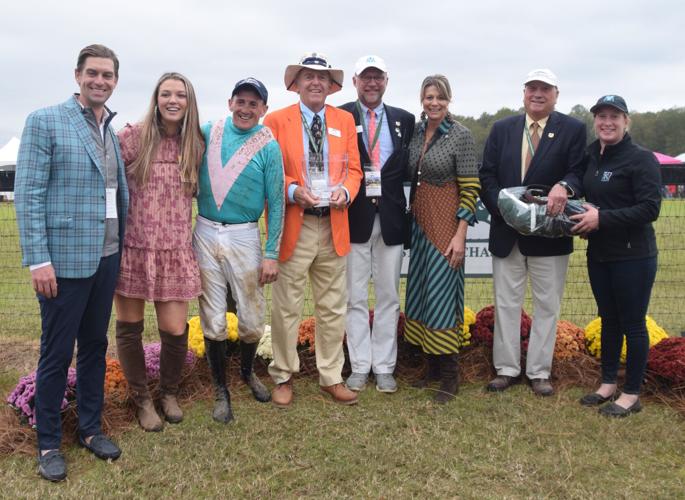 Topic Changer scores come-from-behind victory in $30,000 Holiday Cup ...