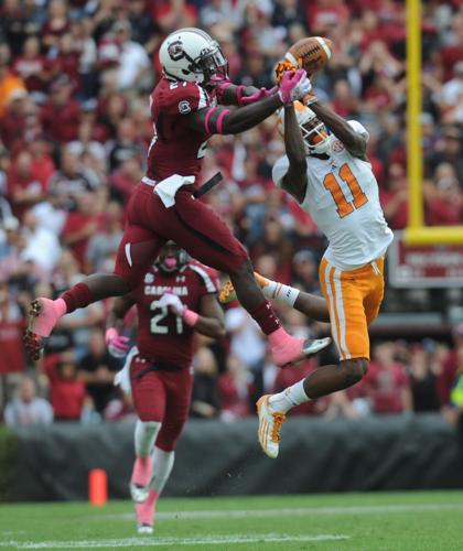 Former Gamecocks cornerback Victor Hampton signs with Cincinnati ...