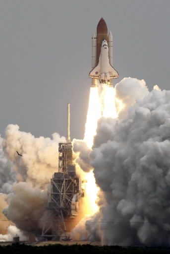 NASA's last space shuttle blasts into history | | postandcourier.com