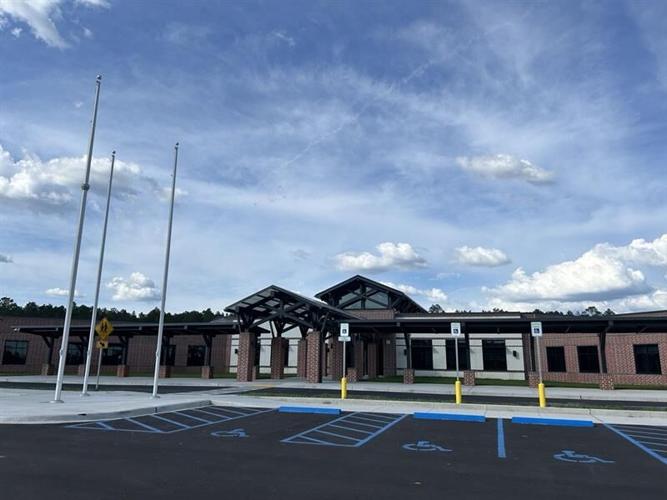 New Lexington One elementary school opening this fall