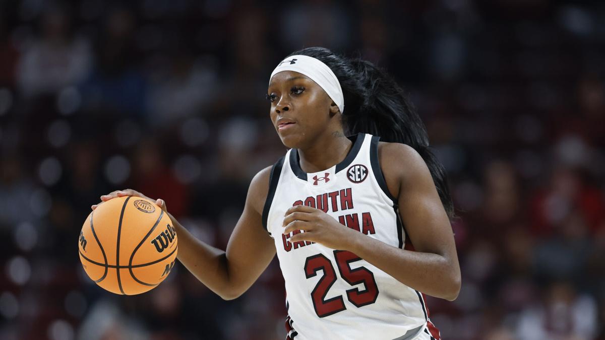 Gamecocks' Raven Johnson prepares for last flight