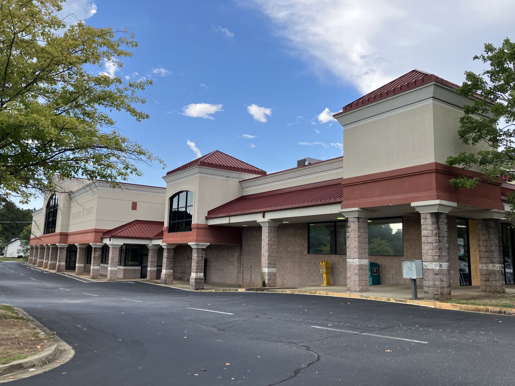 Harris Teeter will open a new store at former Clemson Bi-Lo