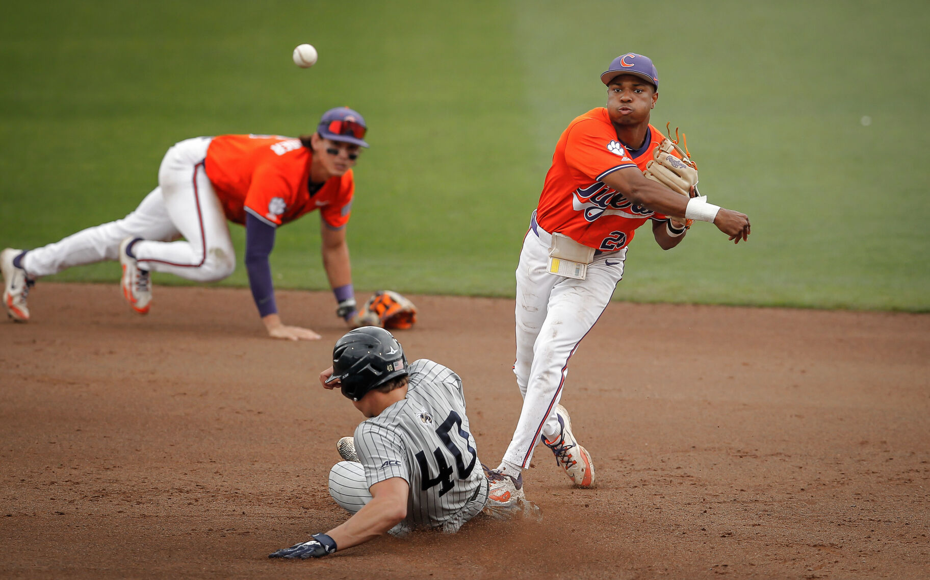 Jarren Purify heeds Bakich's call from Detroit to Clemson