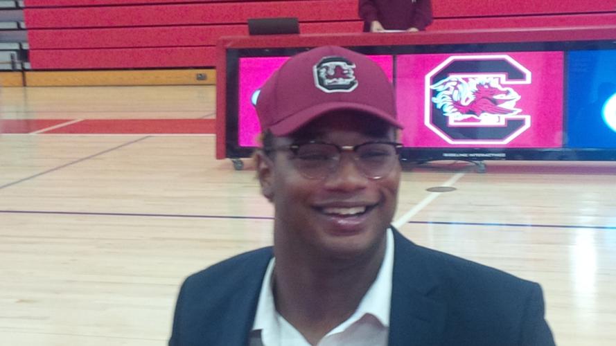 Top Gamecock football recruit Jordan Burch leaves USC in the dark again ...