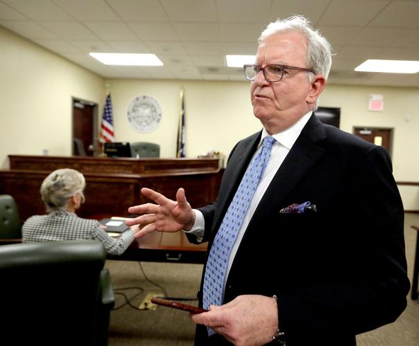 Judge dismisses DUI charge against Sen. Paul Campbell one day before ...