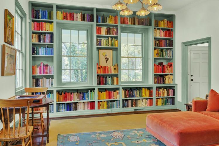 TV star Gray Benko lists her Summerville house. Look inside.