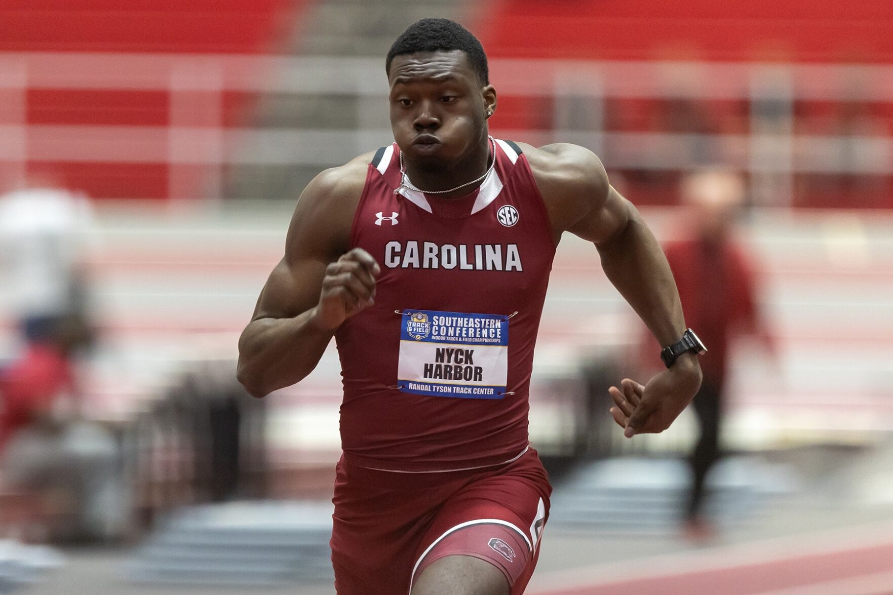 Gamecocks' Harbor skips indoor track for football workouts
