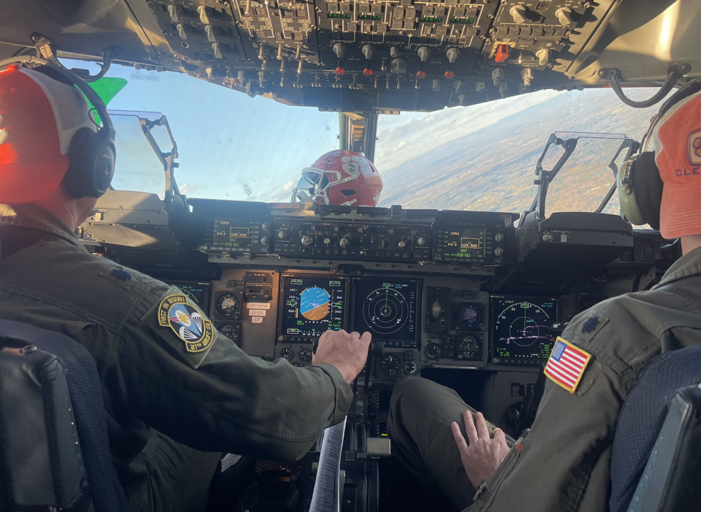 Here’s how a Clemson football stadium flyover comes together