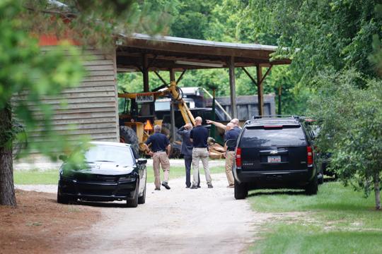 Disgraced SC attorney Alex Murdaugh's estate listed for sale, but legal ...