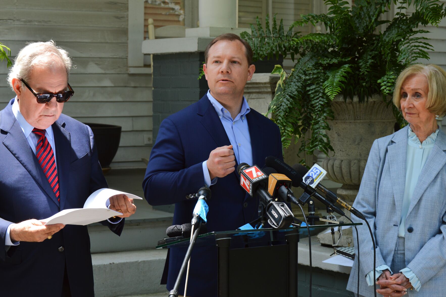 SC Legislature sued over "illegal" vote to raise their pay