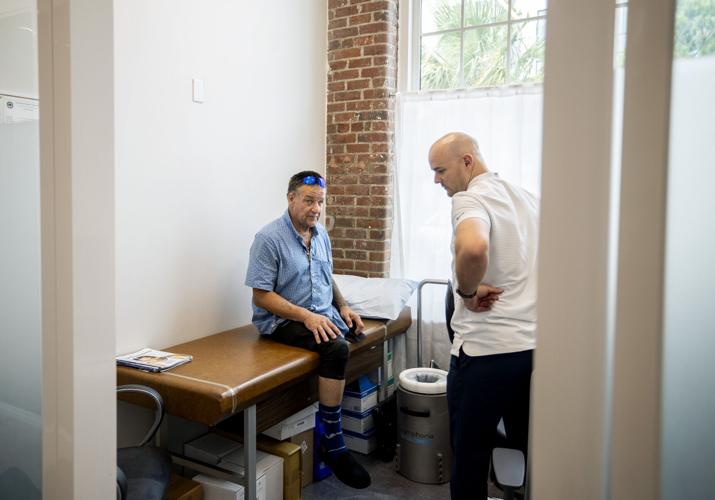 Spartanburg man gets prosthetic leg after newspaper story