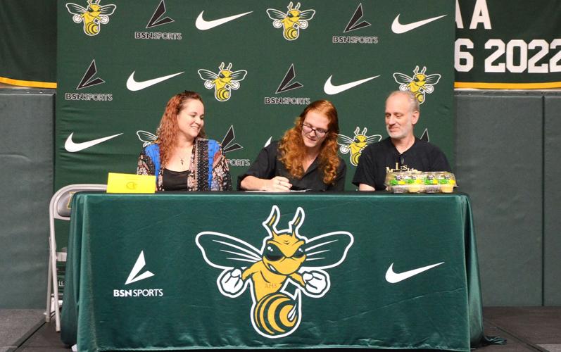 Aiken runner Titus Sabean signs to run at Lander University