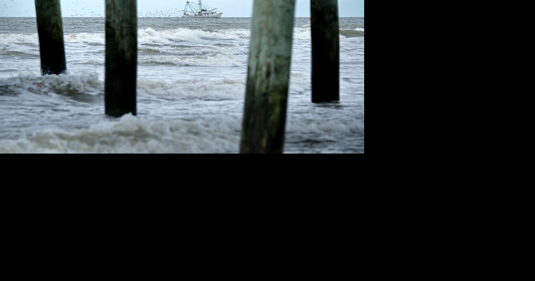 Florence reaches South Carolina as a strong tropical storm