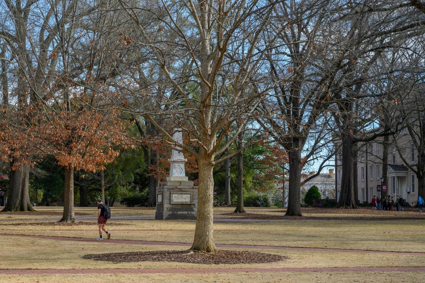 USC’s provost, dean of arts and sciences college to resign