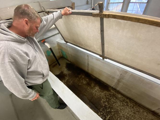 Walhalla hatchery releases 500,000 in SC fish yearly | Greenville News ...