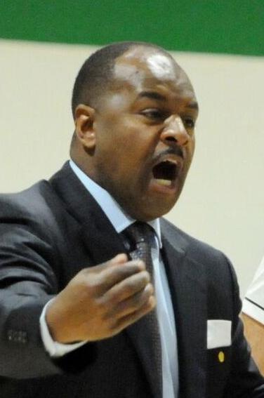 Summerville's Tucker notches 300th career victory in wrestling