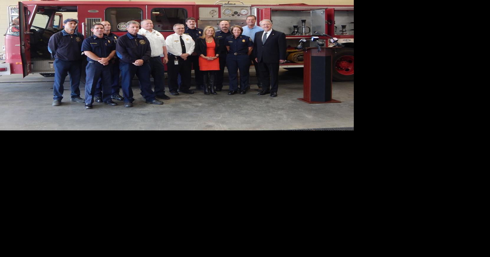 Charleston area fire departments donate firetruck, equipment to Bahamas ...