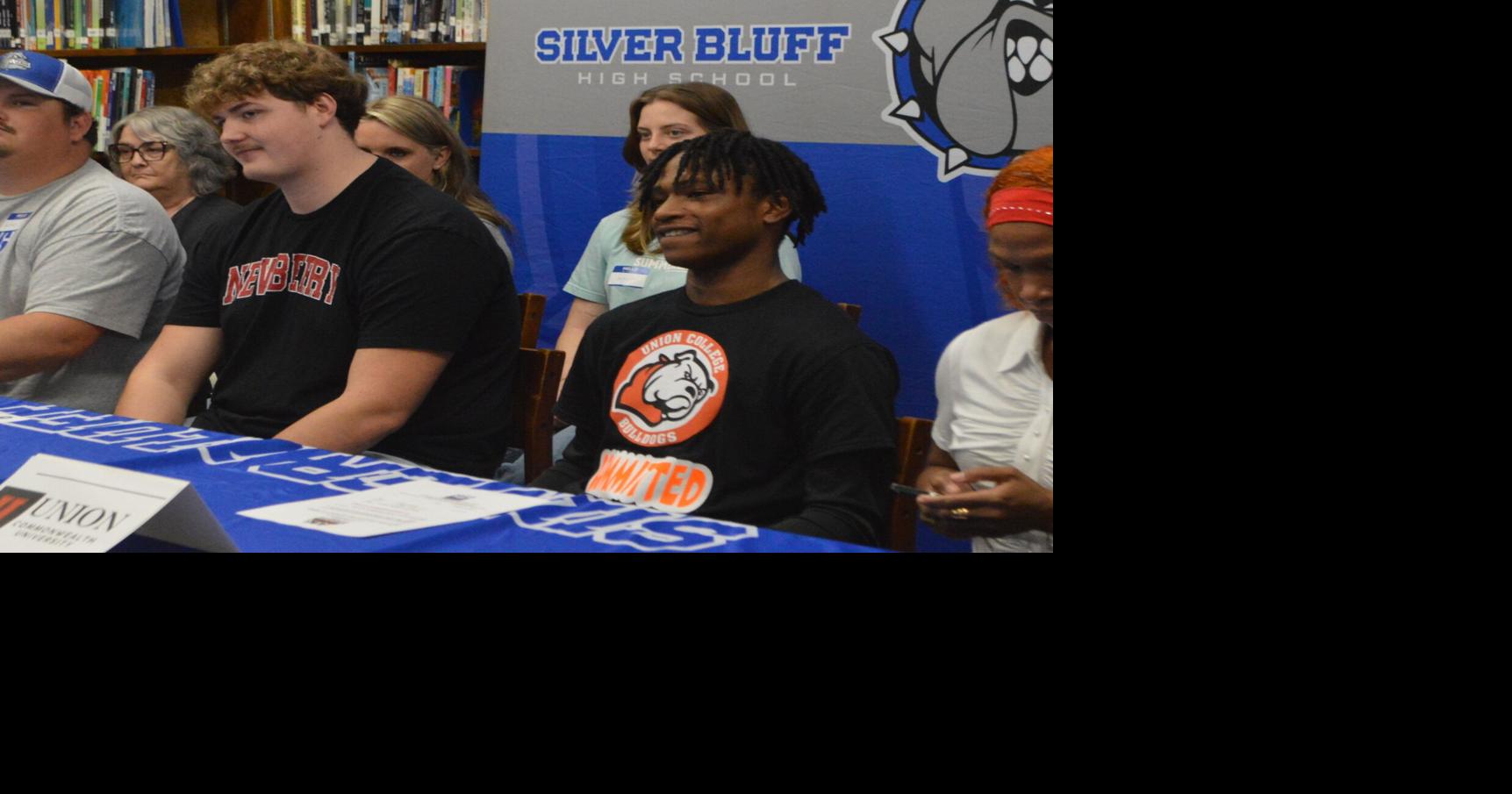 Silver Bluff football players sign college letters of intent