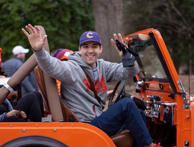 Sapakoff: Is 'nice guy' Graham Neff tough enough to be Clemson AD?