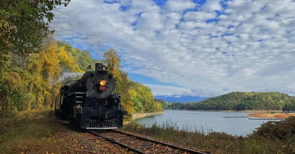Steam train excursion through Smoky Mountains